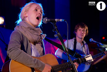 Laura Marling Tour Announcements 2024 & 2025, Notifications, Dates ...