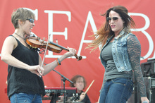 Chelsea Bain Tour Announcements 2023 & 2024, Notifications, Dates ...