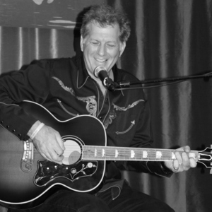 Paul Dillon Full Tour Schedule 2022 & 2023, Tour Dates & Concerts ...