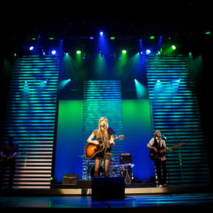 Jules Larson Tour Announcements 2023 & 2024, Notifications, Dates ...