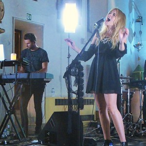 Ivy & Gold Tour Announcements 2024 & 2025, Notifications, Dates ...